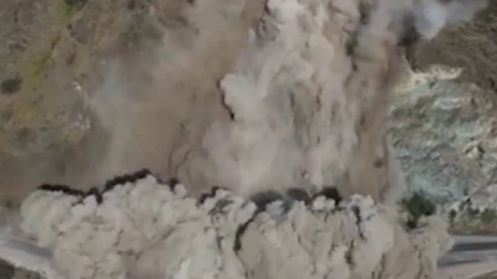 Idaho authorities blast chunk from unstable hillside | US News | Sky News
