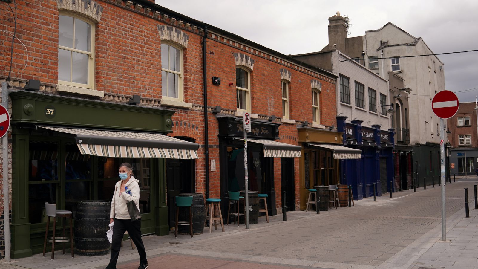 Coronavirus: Ireland confirms recession as it posts record quarterly ...