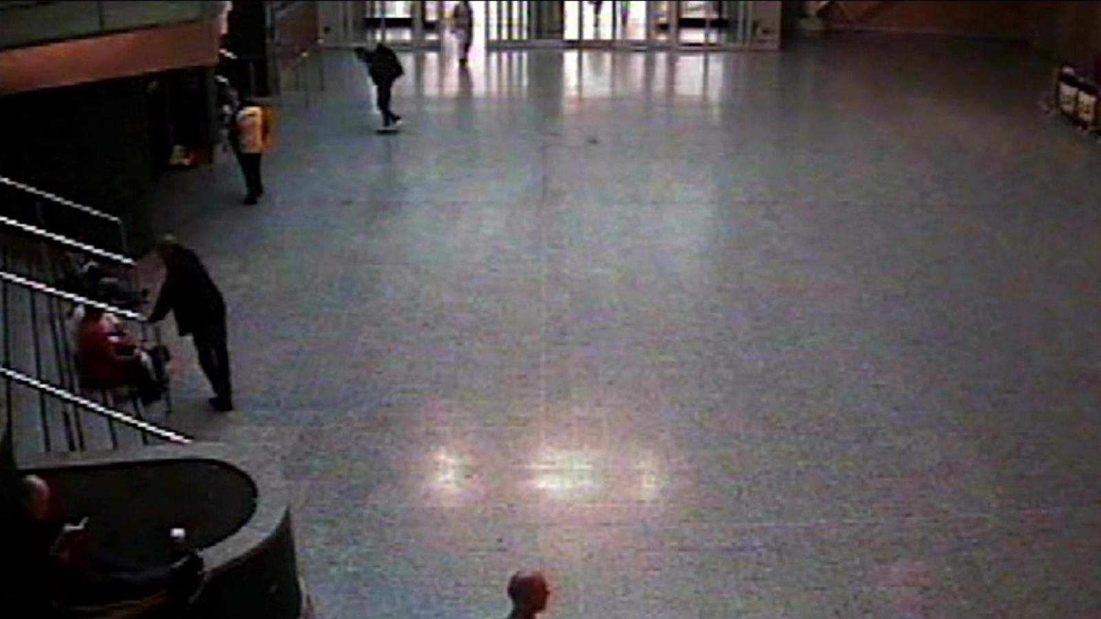 Manchester Arena bomber hid in CCTV blind spot for an hour before ...