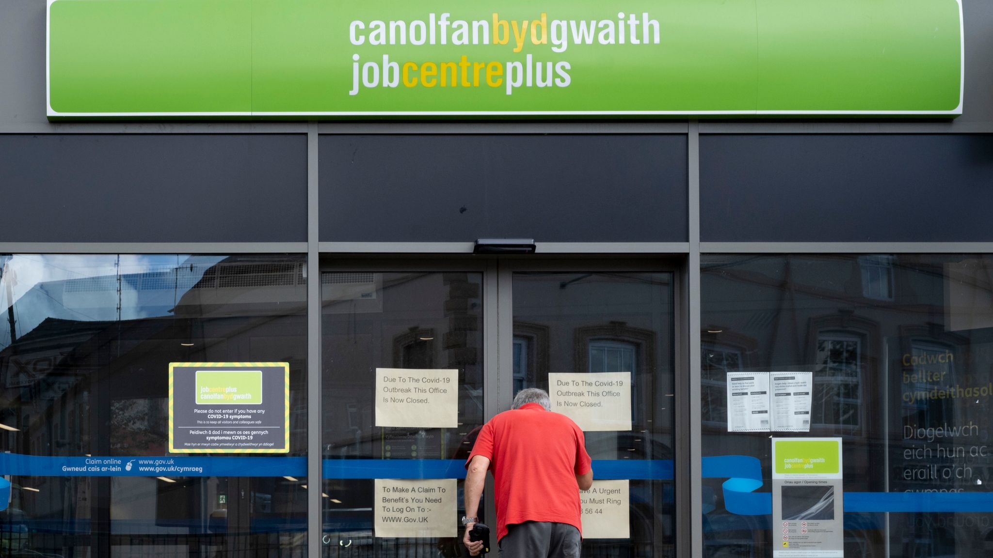 Coronavirus: Thousands of jobseekers scammed in surge of fake ...
