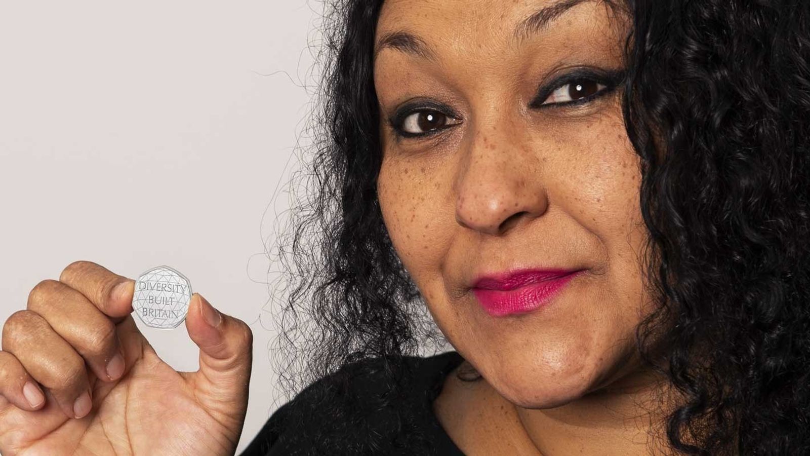 New 50p coin celebrating diversity in Britain enters circulation next ...