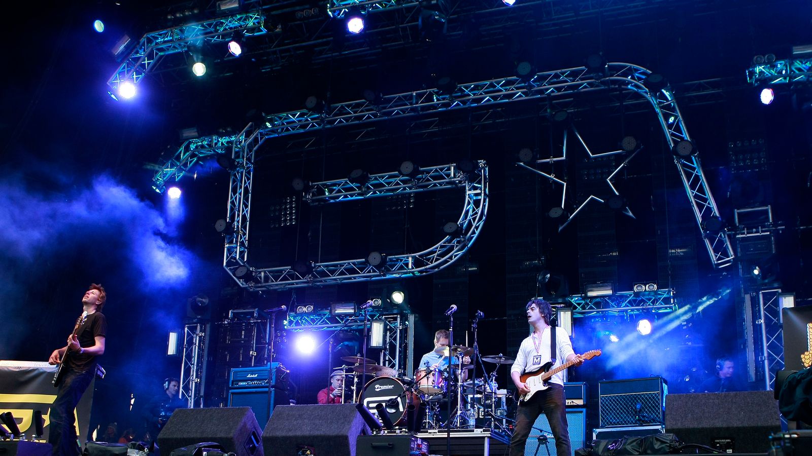 Groove Armada: Ministers behind COVID policies 'have probably never ...