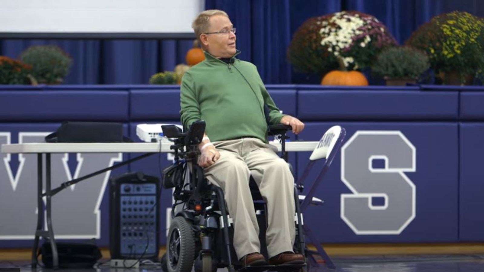 Travis Roy: Paralysed ice hockey player and disability champion dies ...