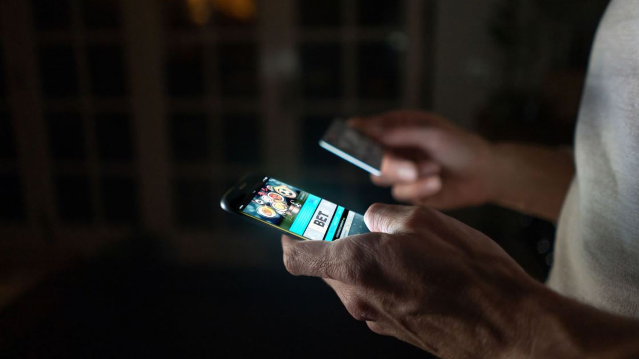 COVID-19: Children 'addicted' to video game 'loot packs' in lockdown ...