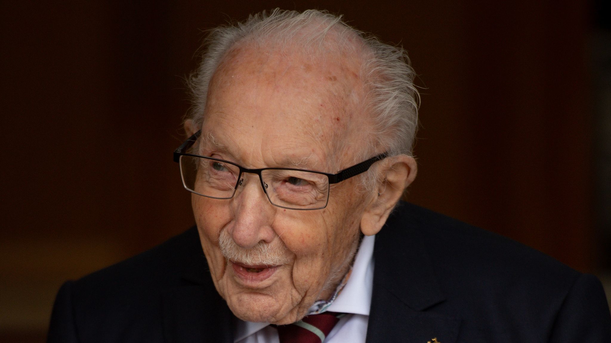 Captain Sir Tom Moore is given first ever veterans railcard | UK News ...