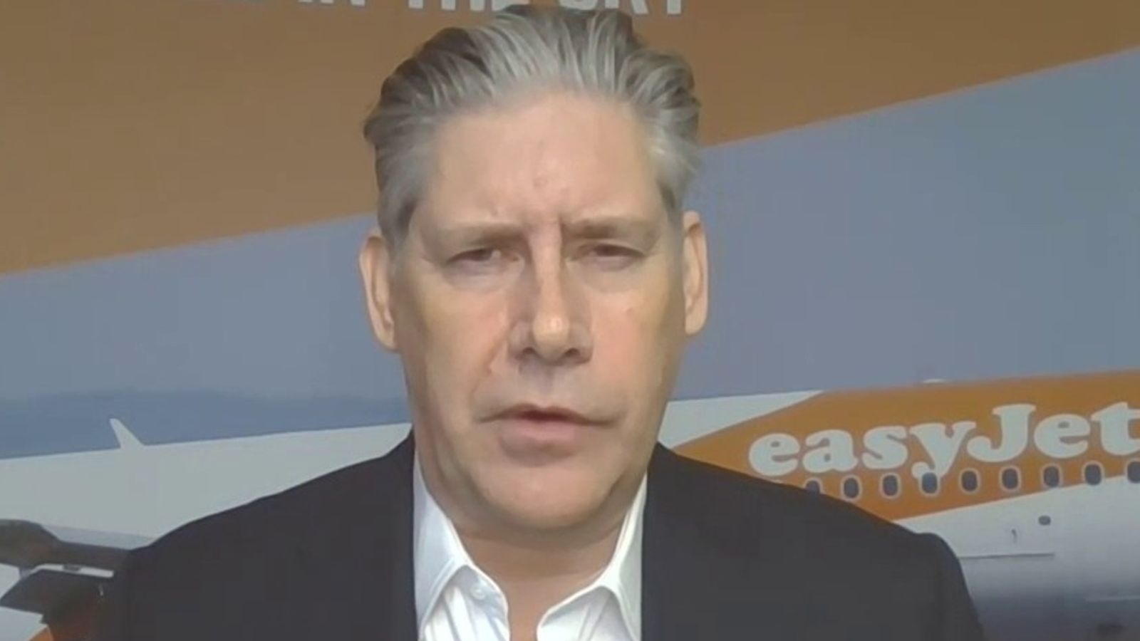 EasyJet boss eyes strong summer if measures allow | News UK Video News ...