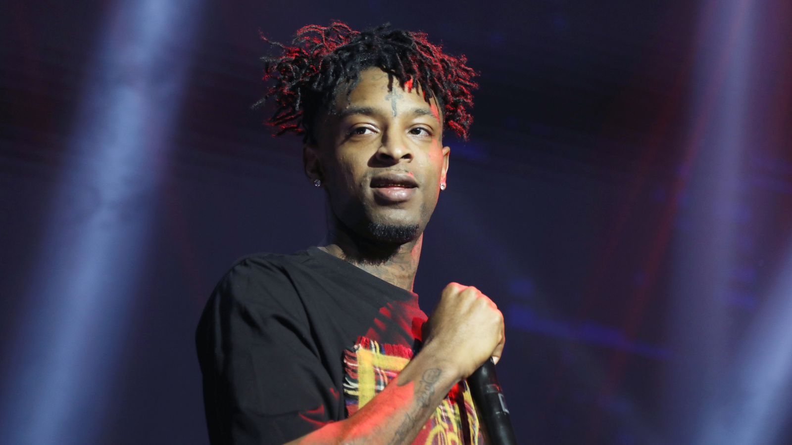 21 Savage: Rapper pays tribute to 'baby bro' as police name London ...