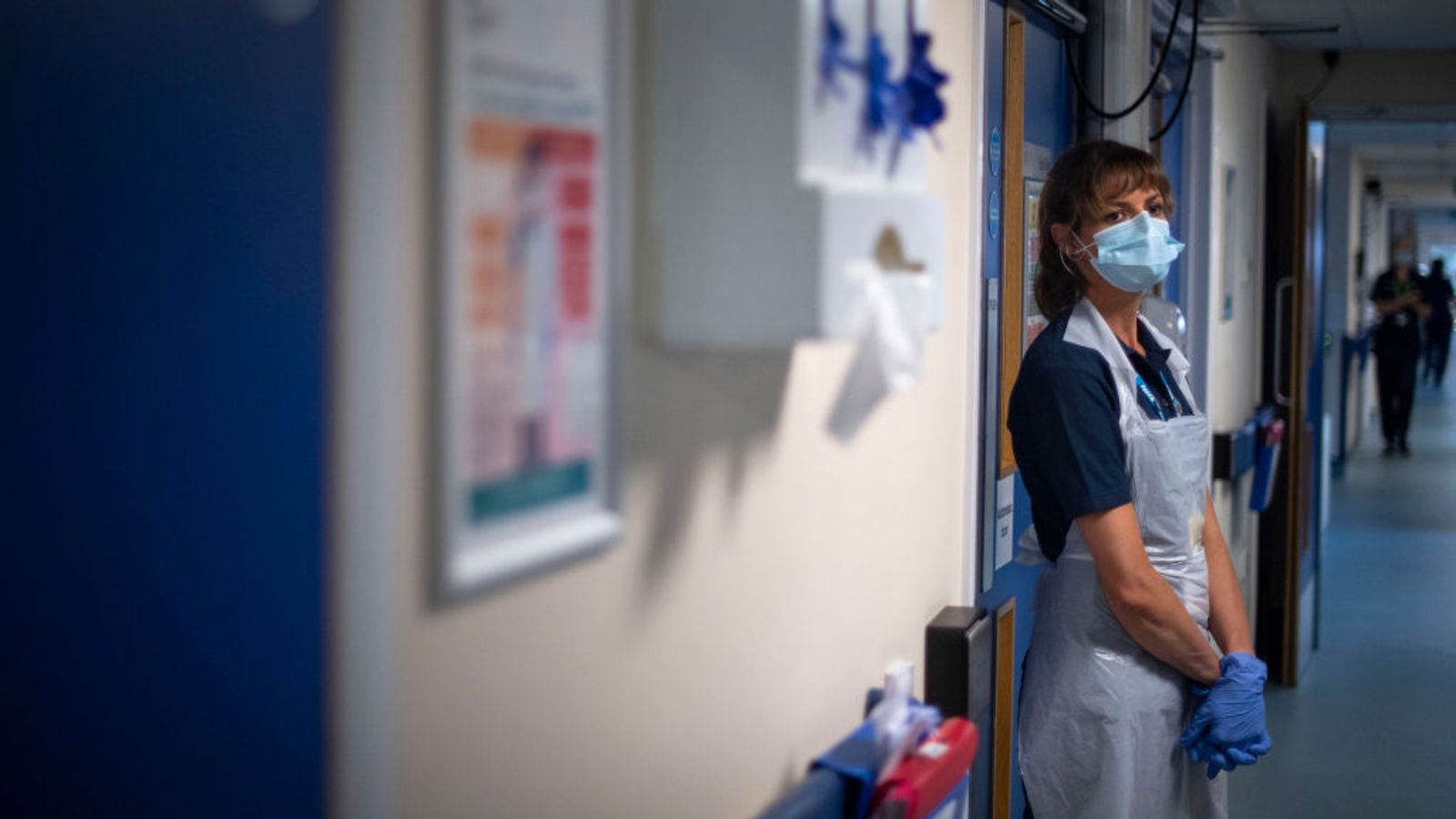 COVID-19: People are most infectious in first week of contracting virus ...