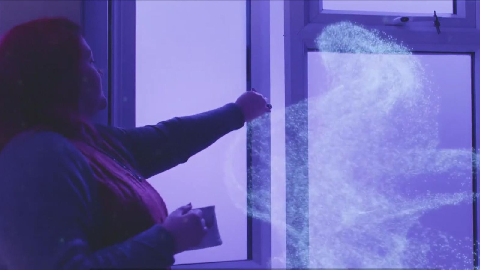 Keep your windows open: new anti-COVID advice | UK News | Sky News