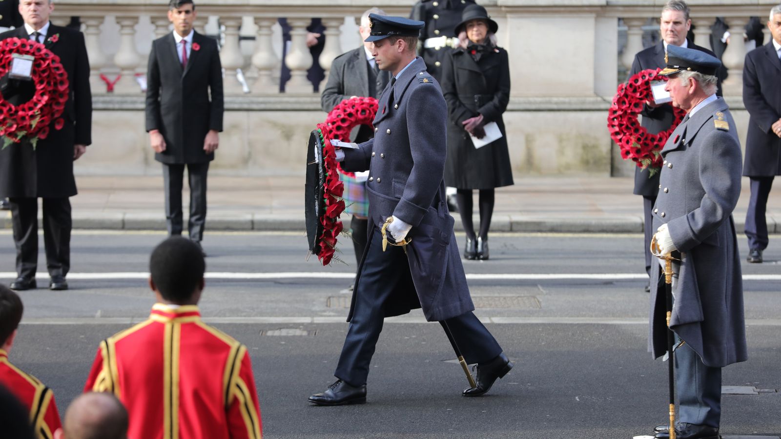 Remembrance Sunday: UK falls silent as prime minister says that 'no ...