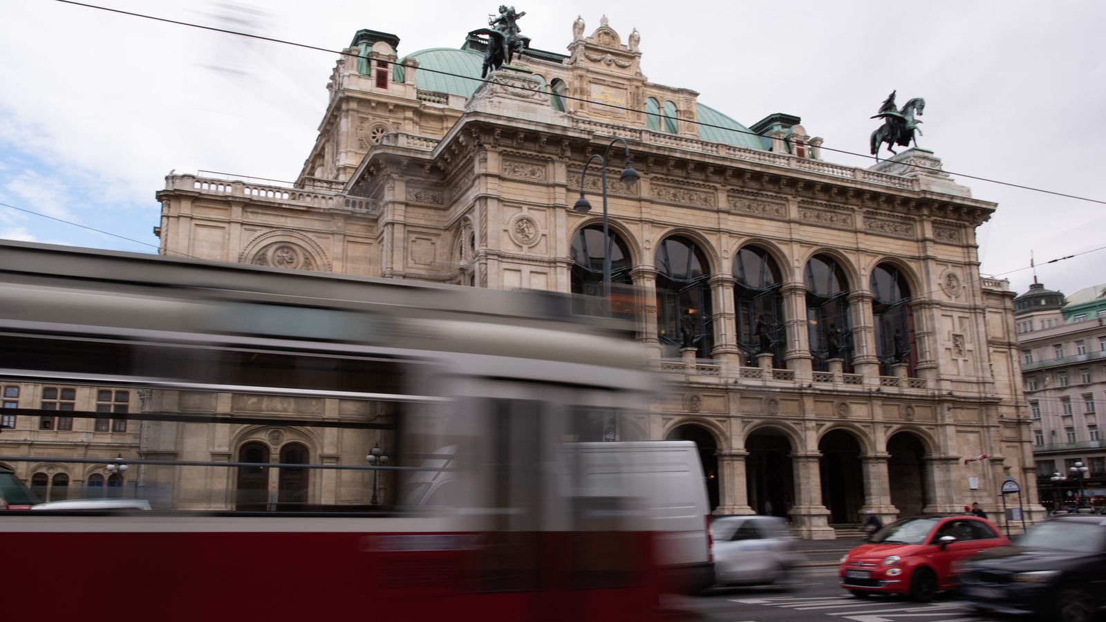 Vienna terror attack: Gunman posted photo of himself with his weapons ...