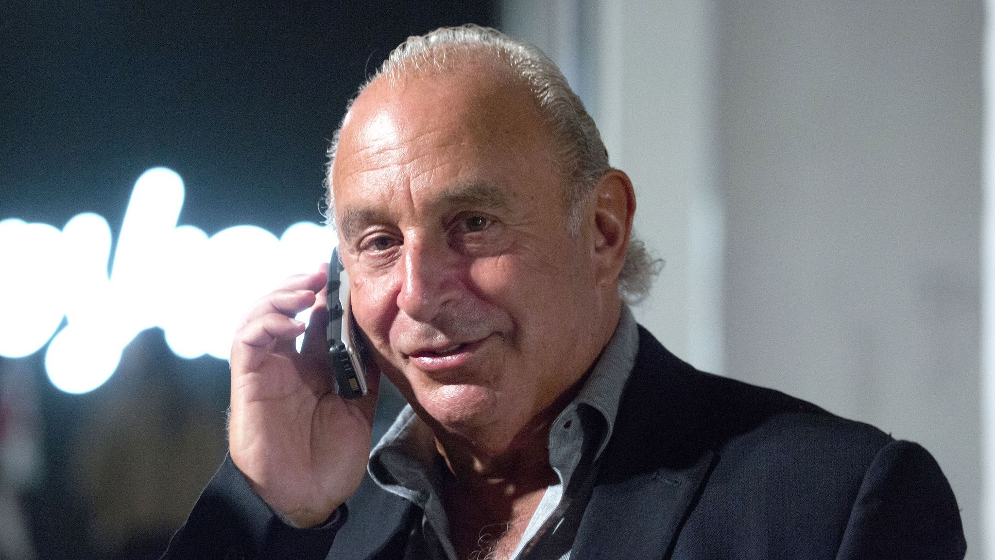 Philip Green's human rights not breached when he was named in ...