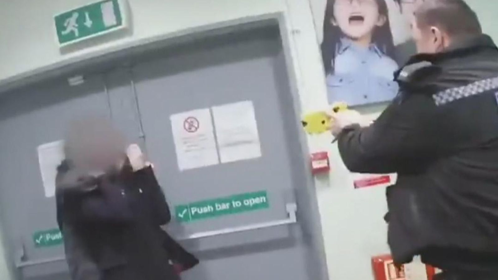 Video Shows Man Holding Knife To Womans Throat In Specsavers To Evade