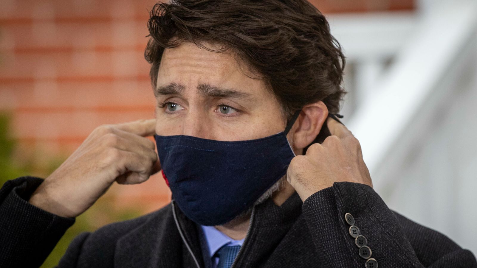 COVID-19: Canada approves Pfizer's vaccine - and says it is 'safe ...