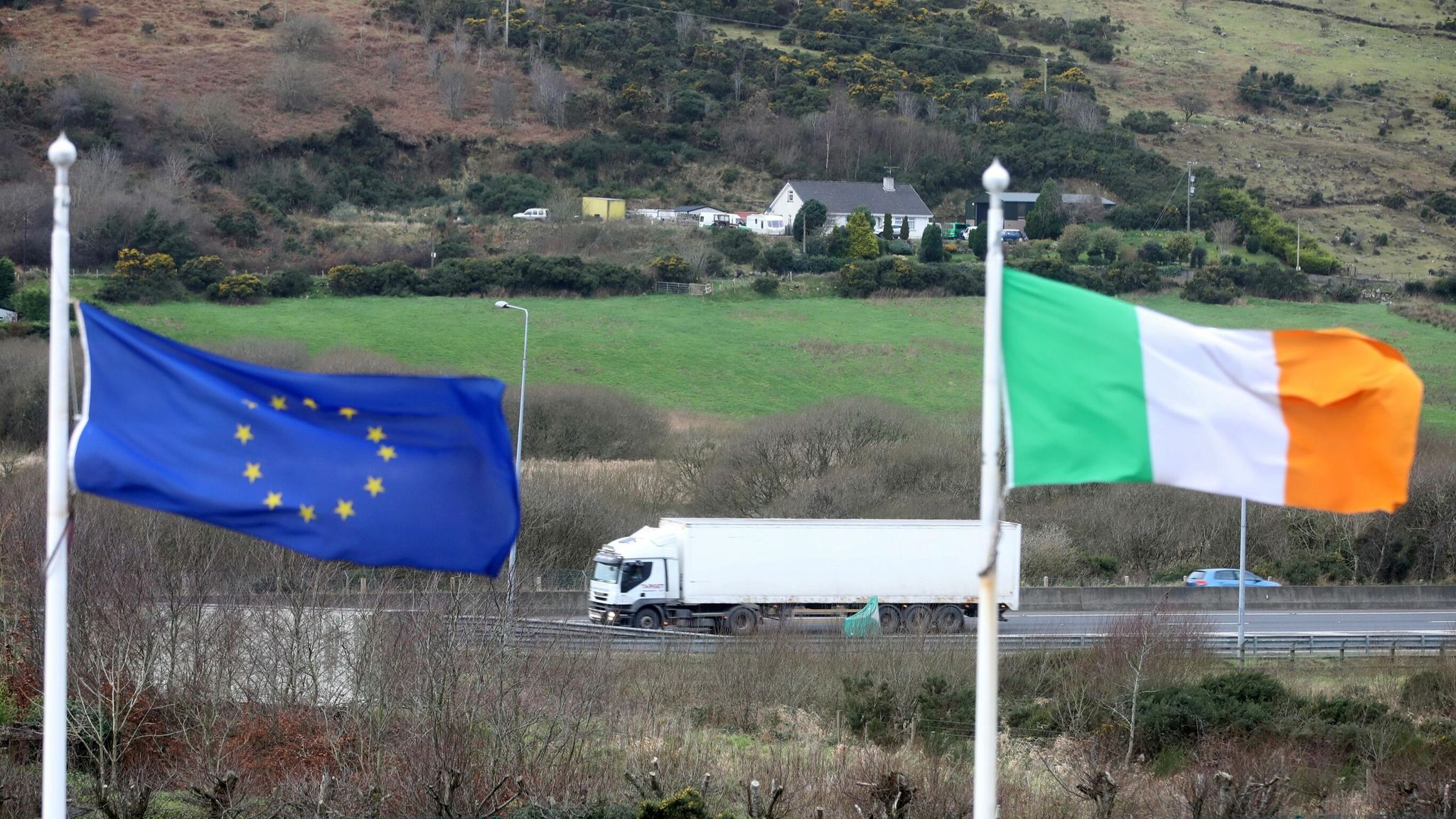 Brexit: Irish PM 'hopeful' of deal this week as talks reach 'endgame ...