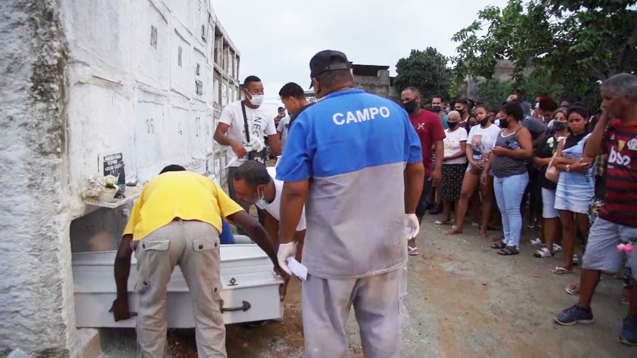Funerals held for two girls, 4 and 7, hit by 'stray bullets' in Rio de ...