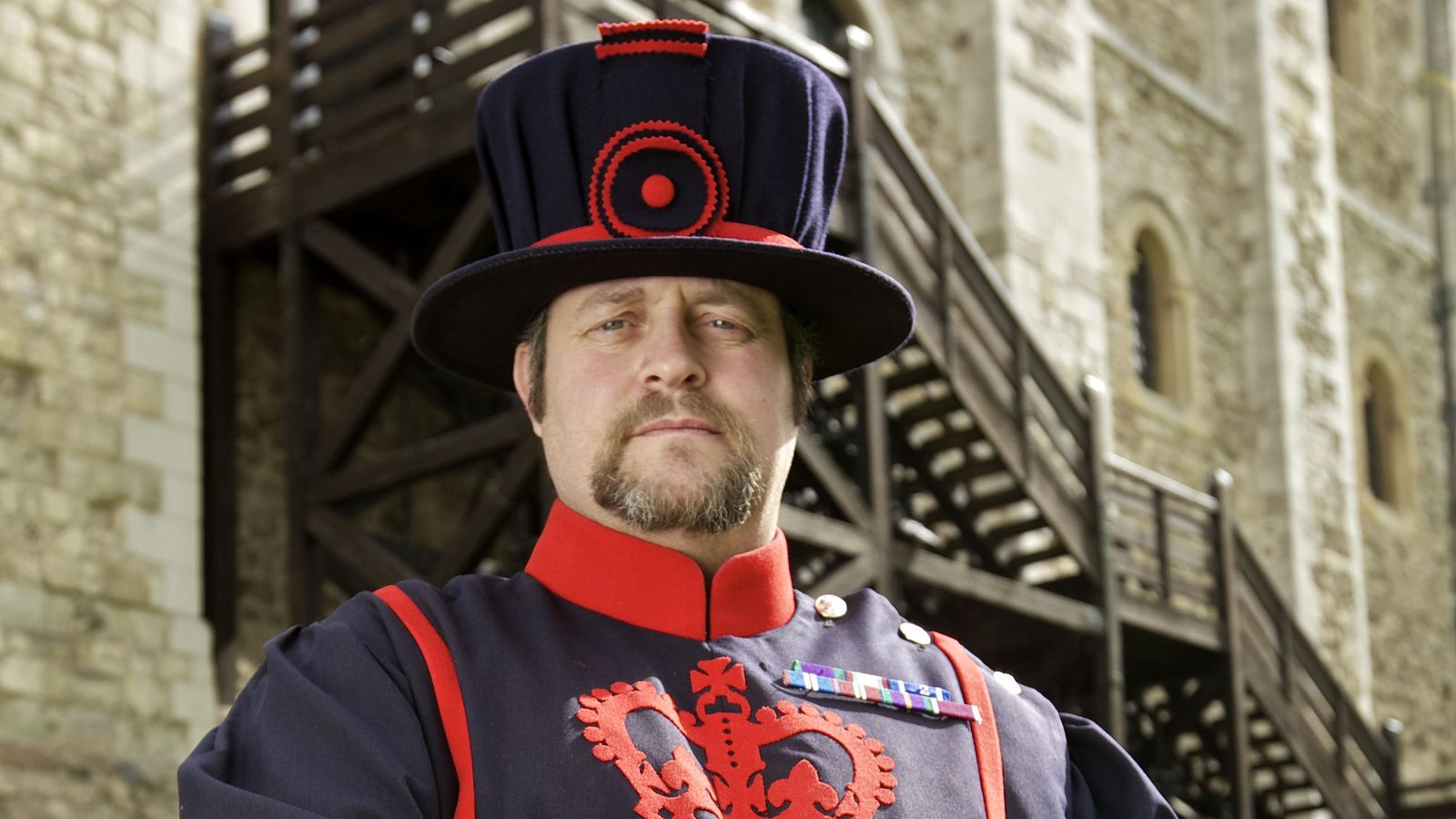 Tower of London's Queen raven is missing... but enough remain to ...