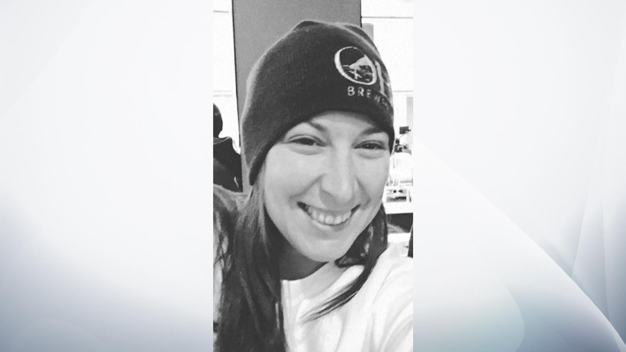 Ashli Babbitt: Trump supporter shot dead in Capitol was Air Force ...