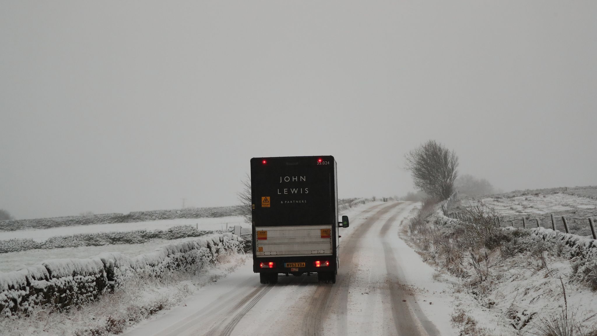 UK weather: Met Office issues warnings as more snow forecast and ...