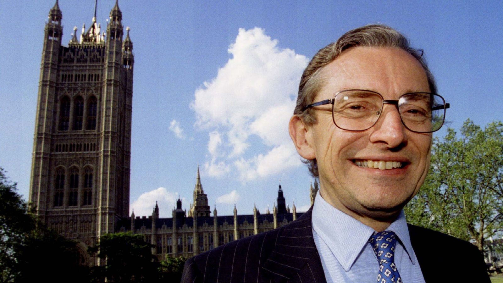 Lord Fowler: House of Lords Speaker to step down early to campaign on ...