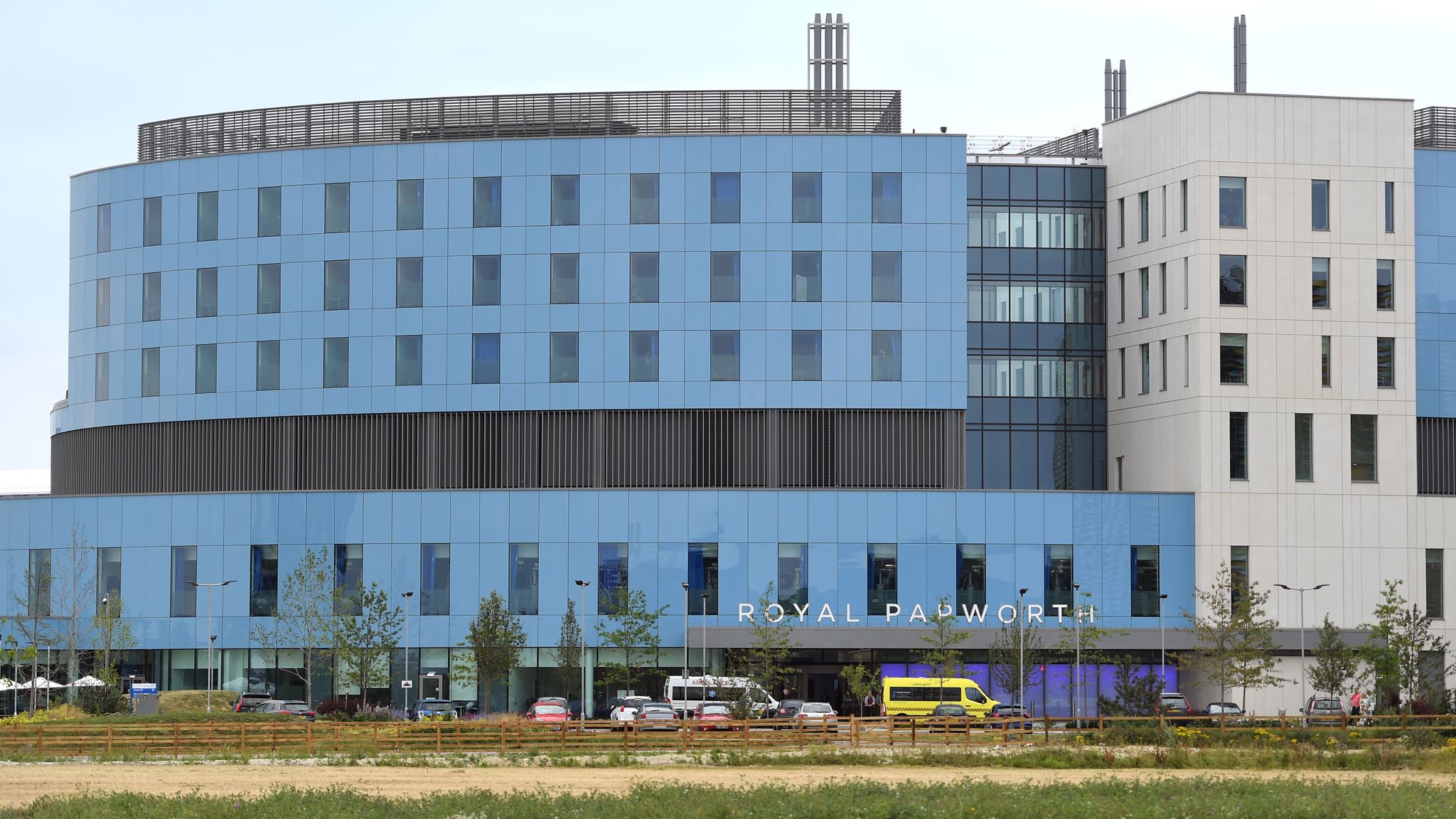 Heart transplant breakthrough: NHS doctors become first in world to ...