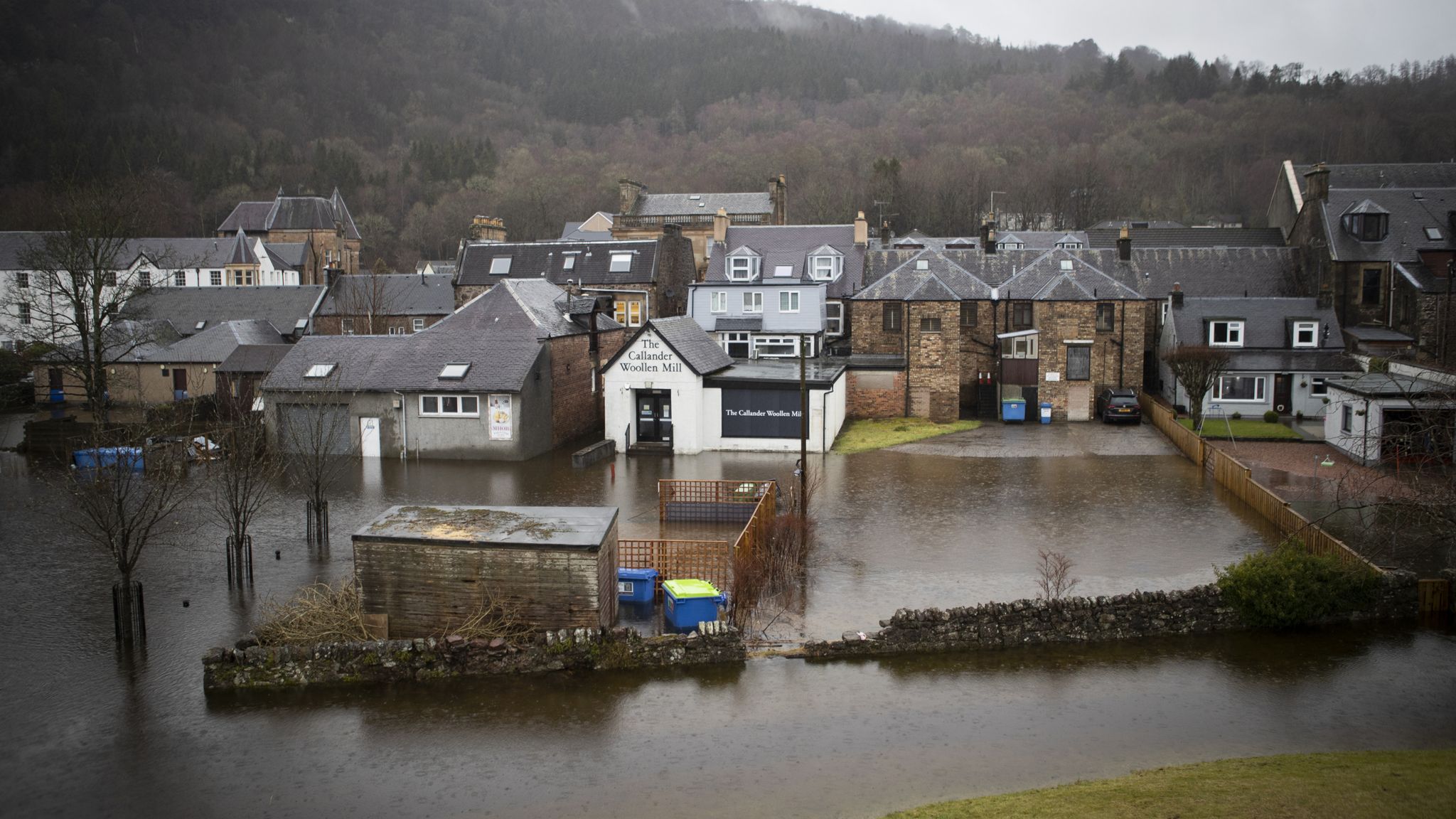 UK weather: Heavy rain batters parts of Britain bringing flooding and ...