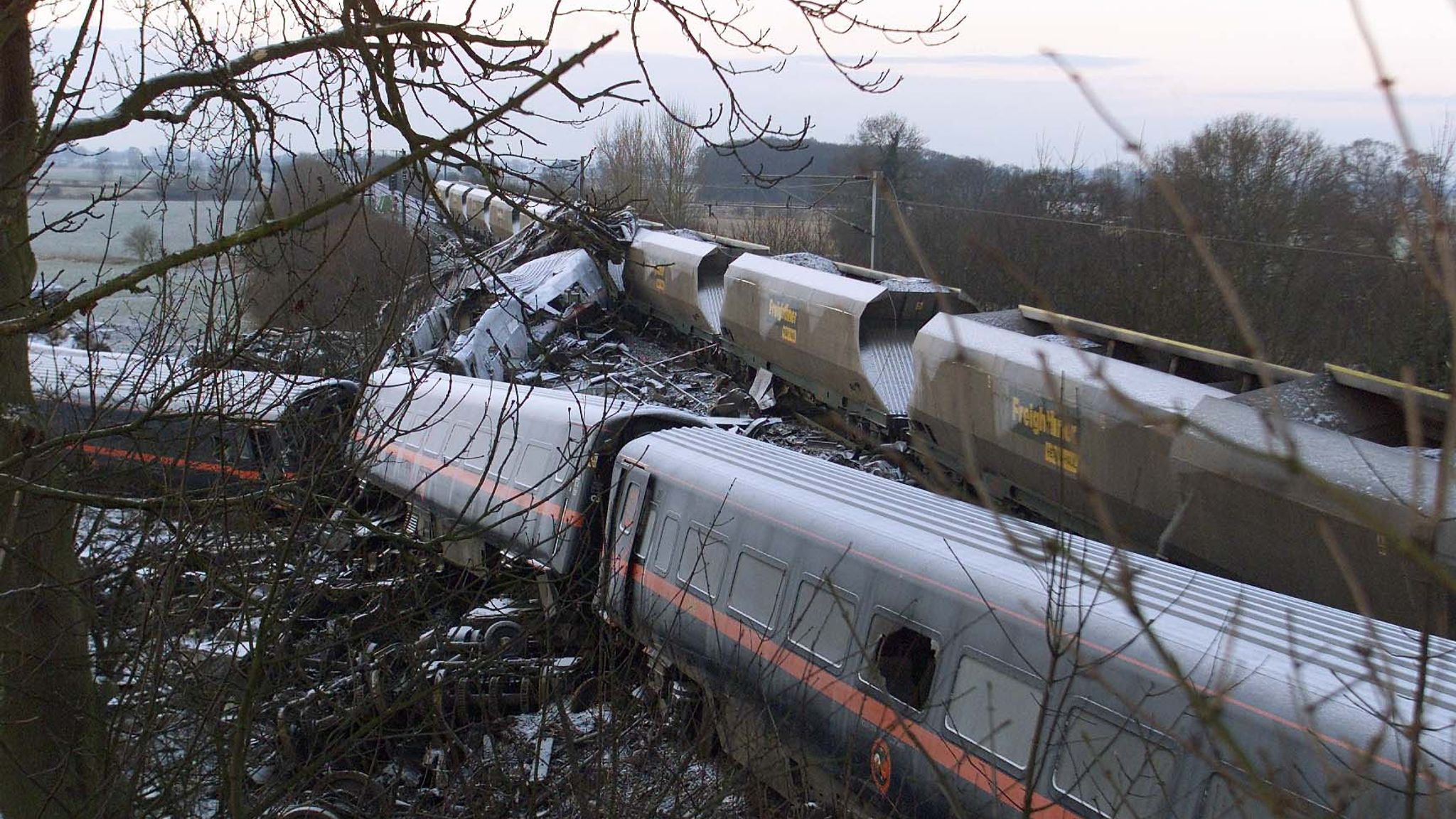 Selby crash: Train horns sound in tribute to 10 who lost their lives in ...