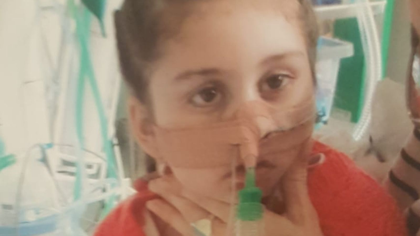 Mother who wants doctors to keep treating brain-damaged daughter to ...