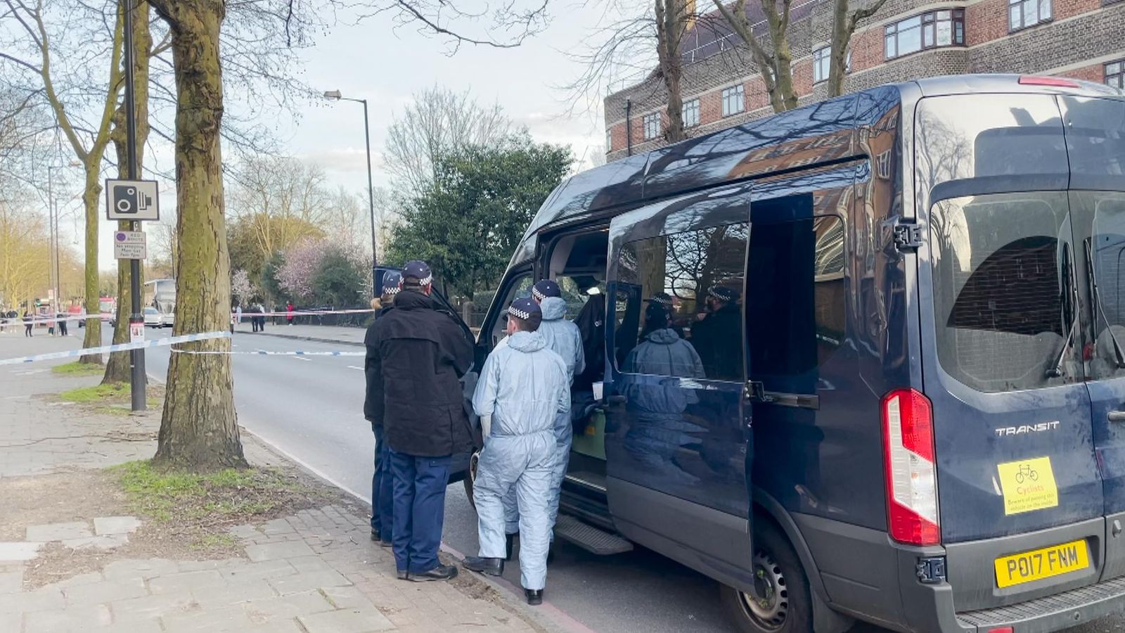 Sarah Everard: Search centres on block of flats as officers release two ...