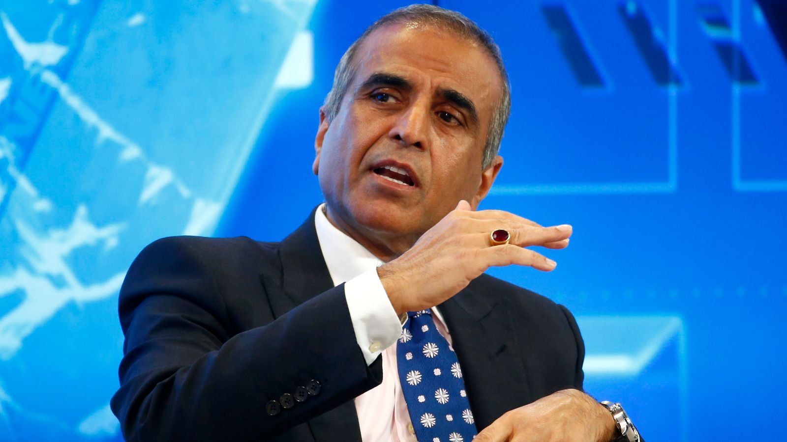 OneWeb: Key details of secret meeting between PM and Indian billionaire ...