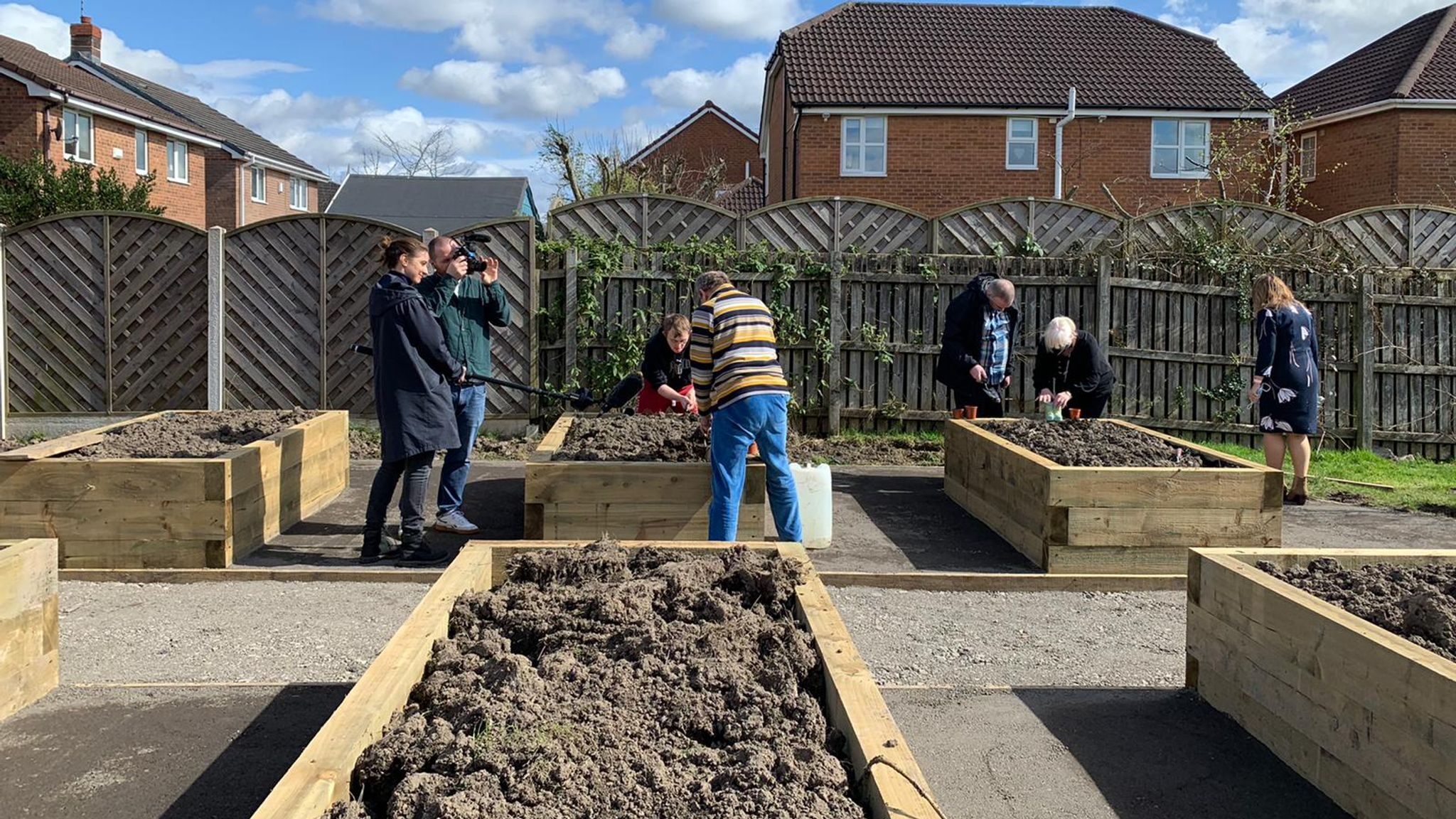 COVID-19: Social prescriptions for health and wellbeing to play key role in post-coronavirus ...