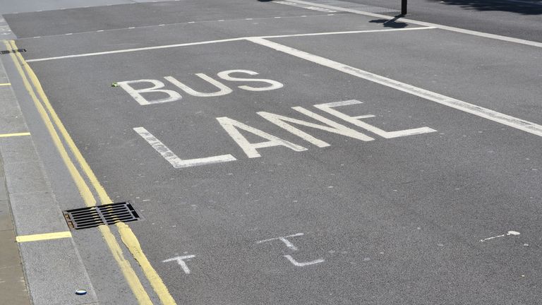 Hundreds of miles of new bus lanes part of Boris Johnson's £3bn ...