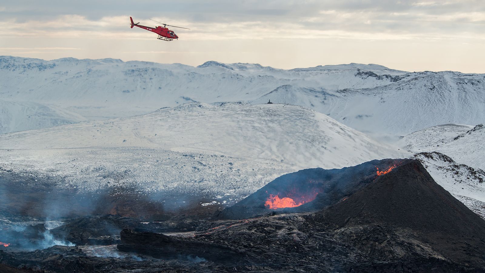 Photographer captures his 'Holy Grail' of the Northern Lights over an ...