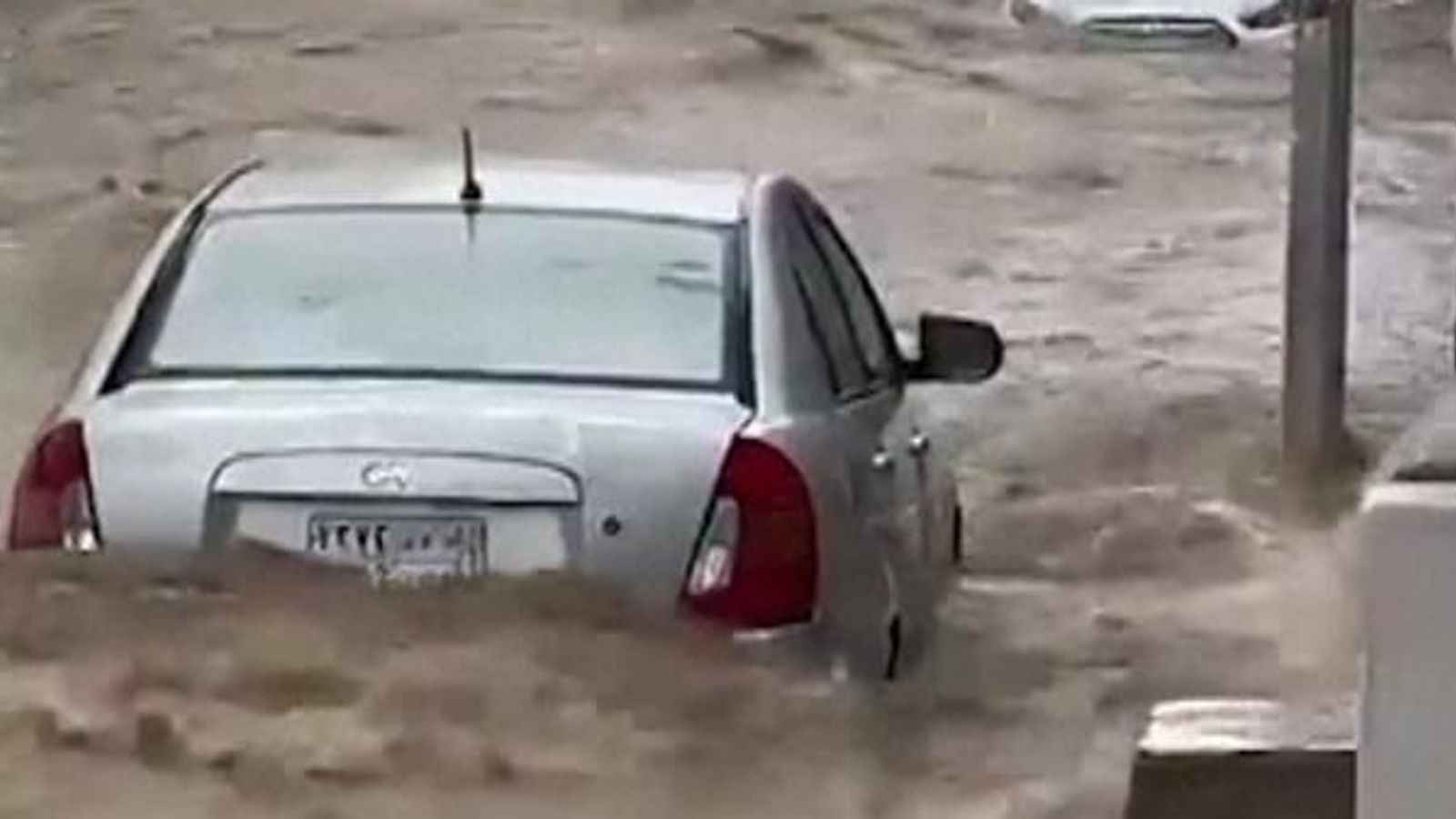 Cars almost submerged as flooding tears through Mecca | World News ...