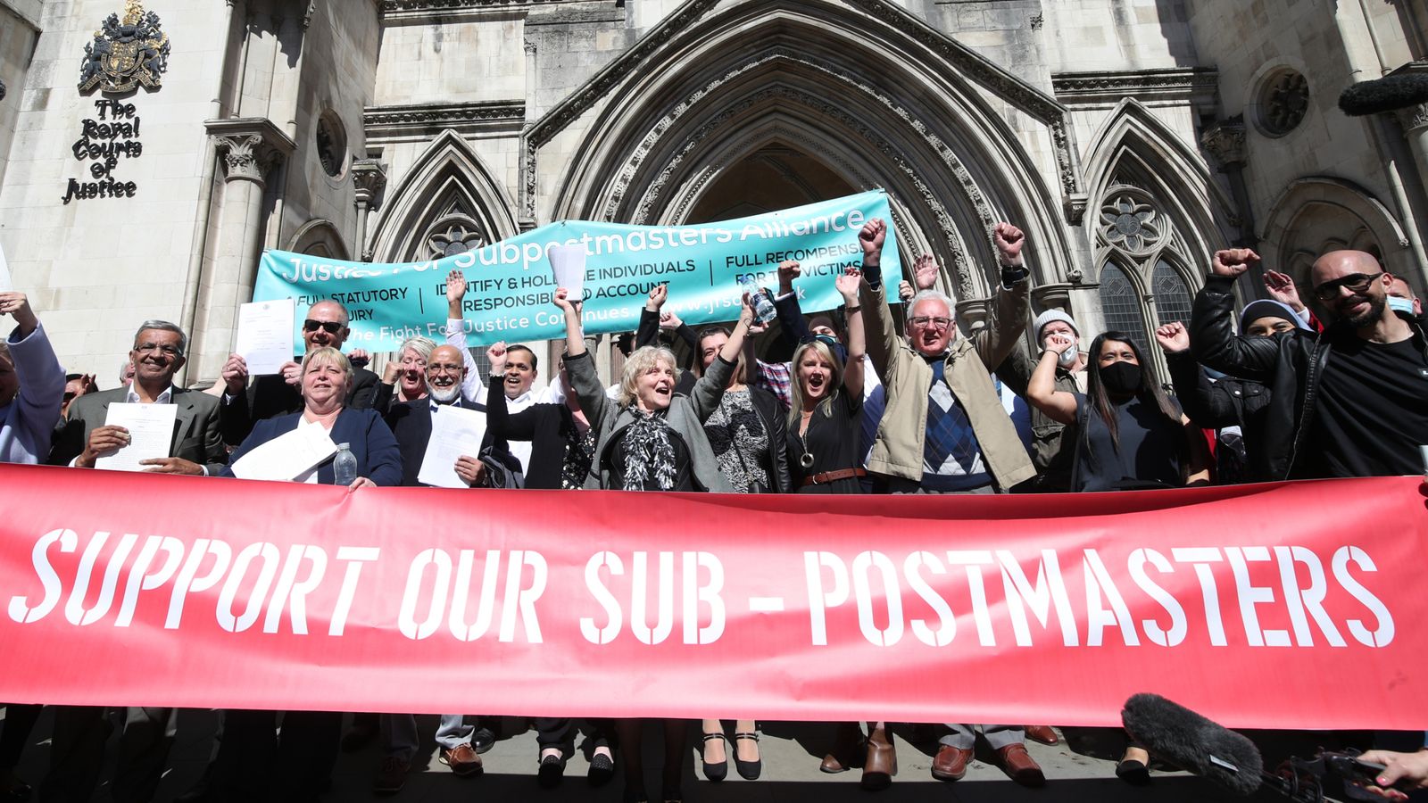 Ministers sign off compensation scheme for Post Office managers hit by ...