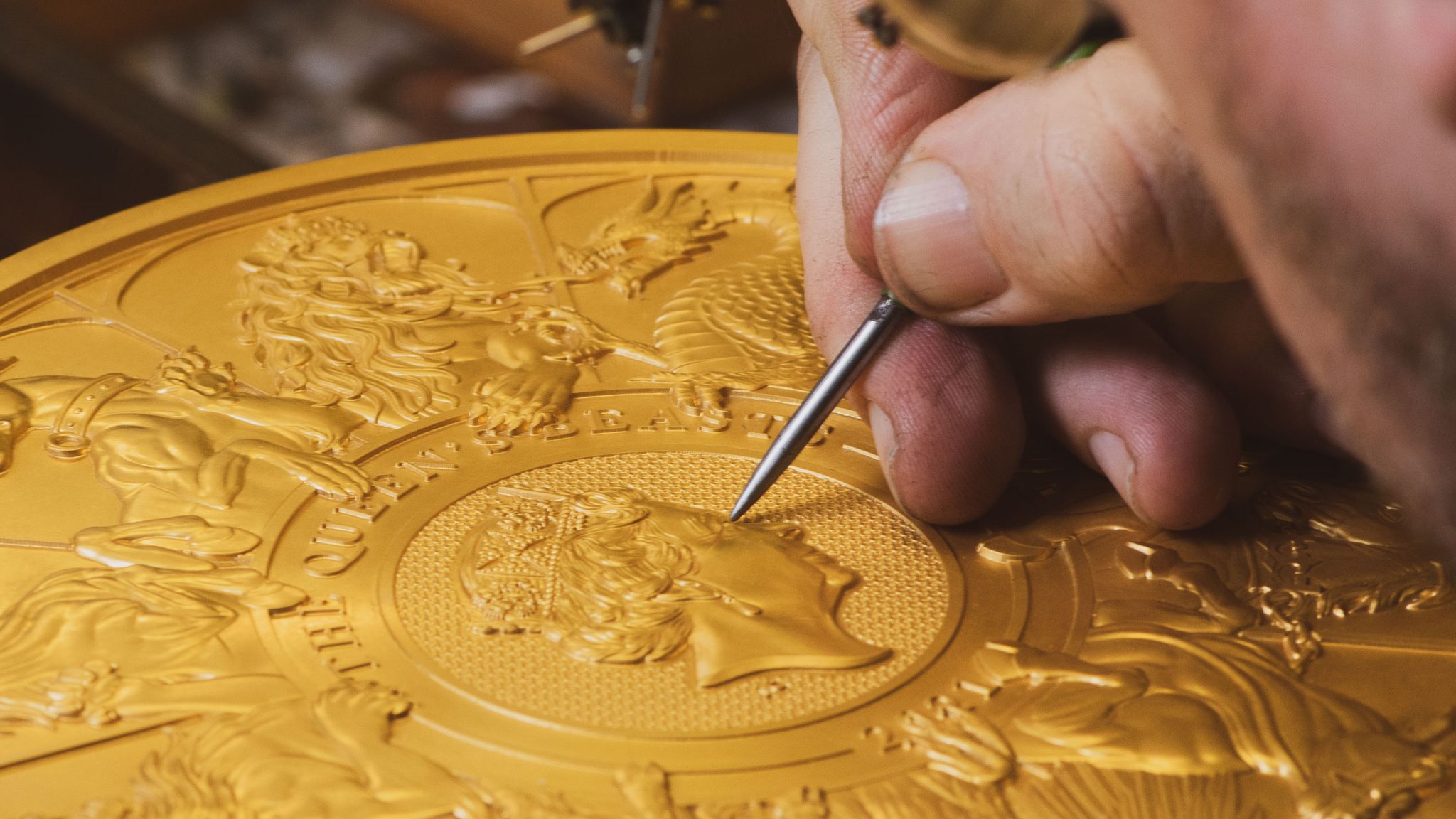 Biggest coin ever made in Royal Mint's 1,100 year history unveiled | UK ...