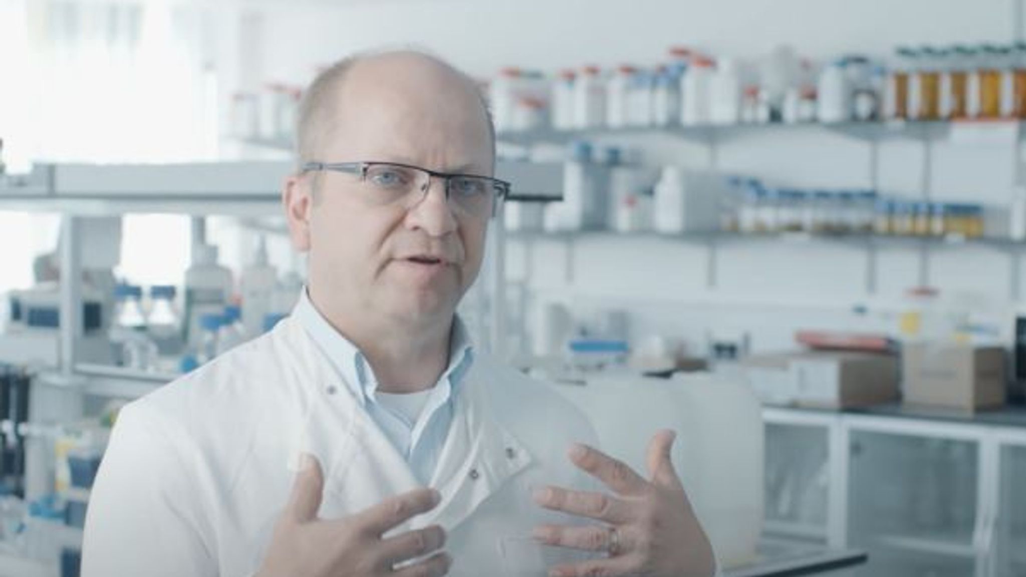 COVID-19: Nasal spray could prevent coronavirus invading human cells ...