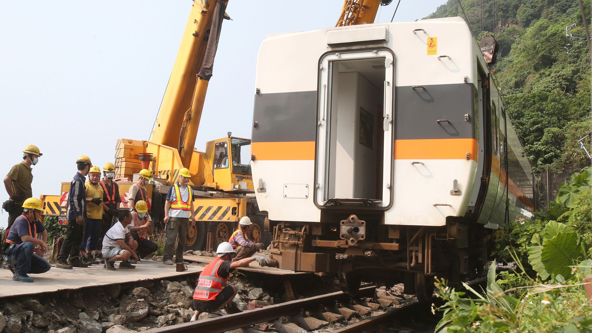 Taiwan train crash: Truck owner who caused fatal rail accident ...