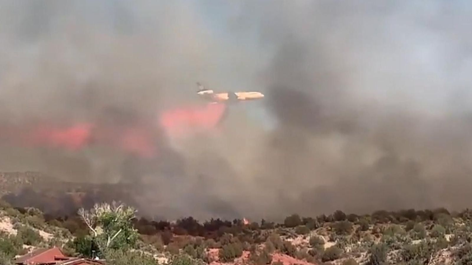 Arizona wildfires grows to 1,000 acres | US News | Sky News
