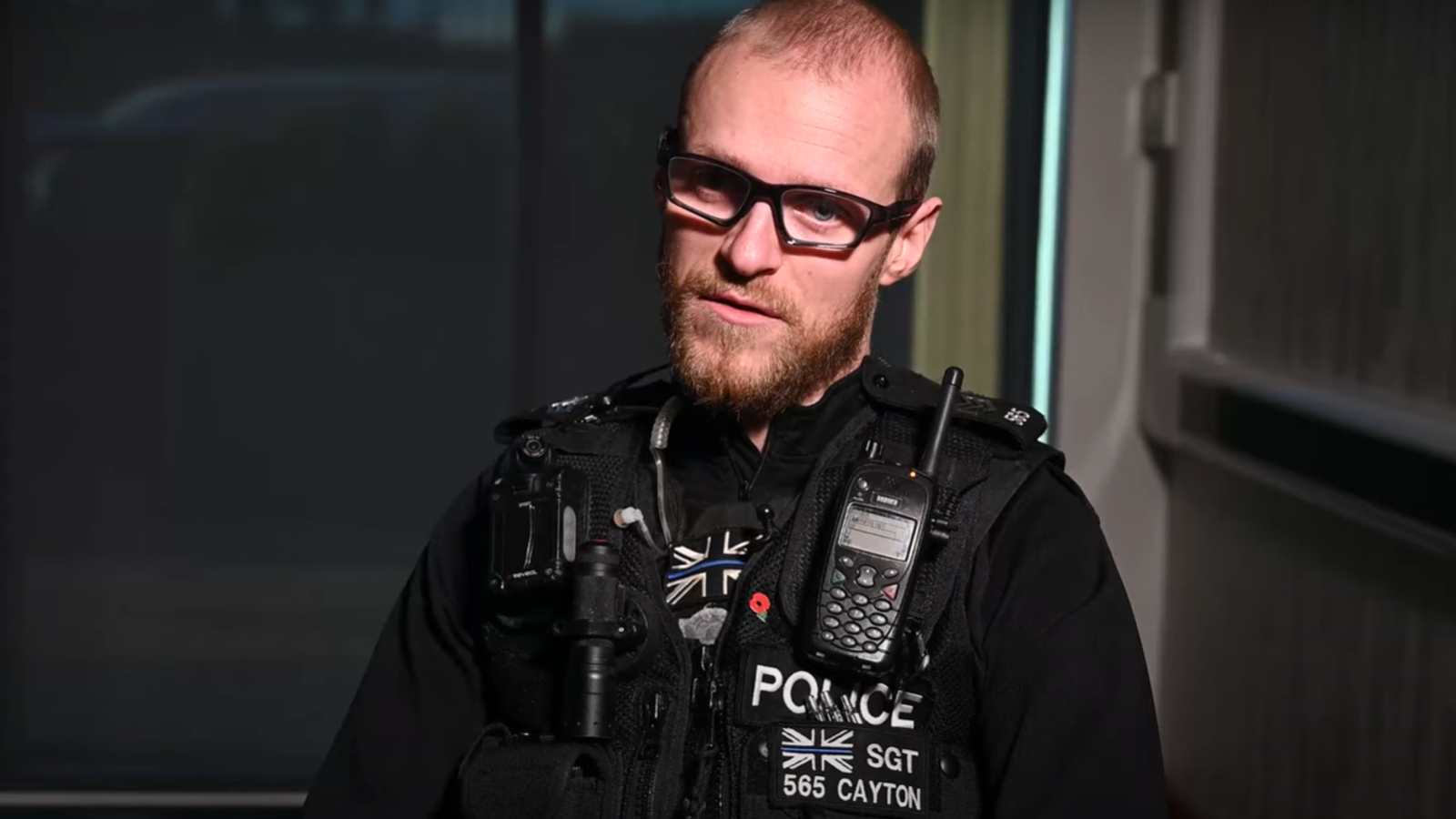 Police officer describes moment he was shot three times in the face by ...