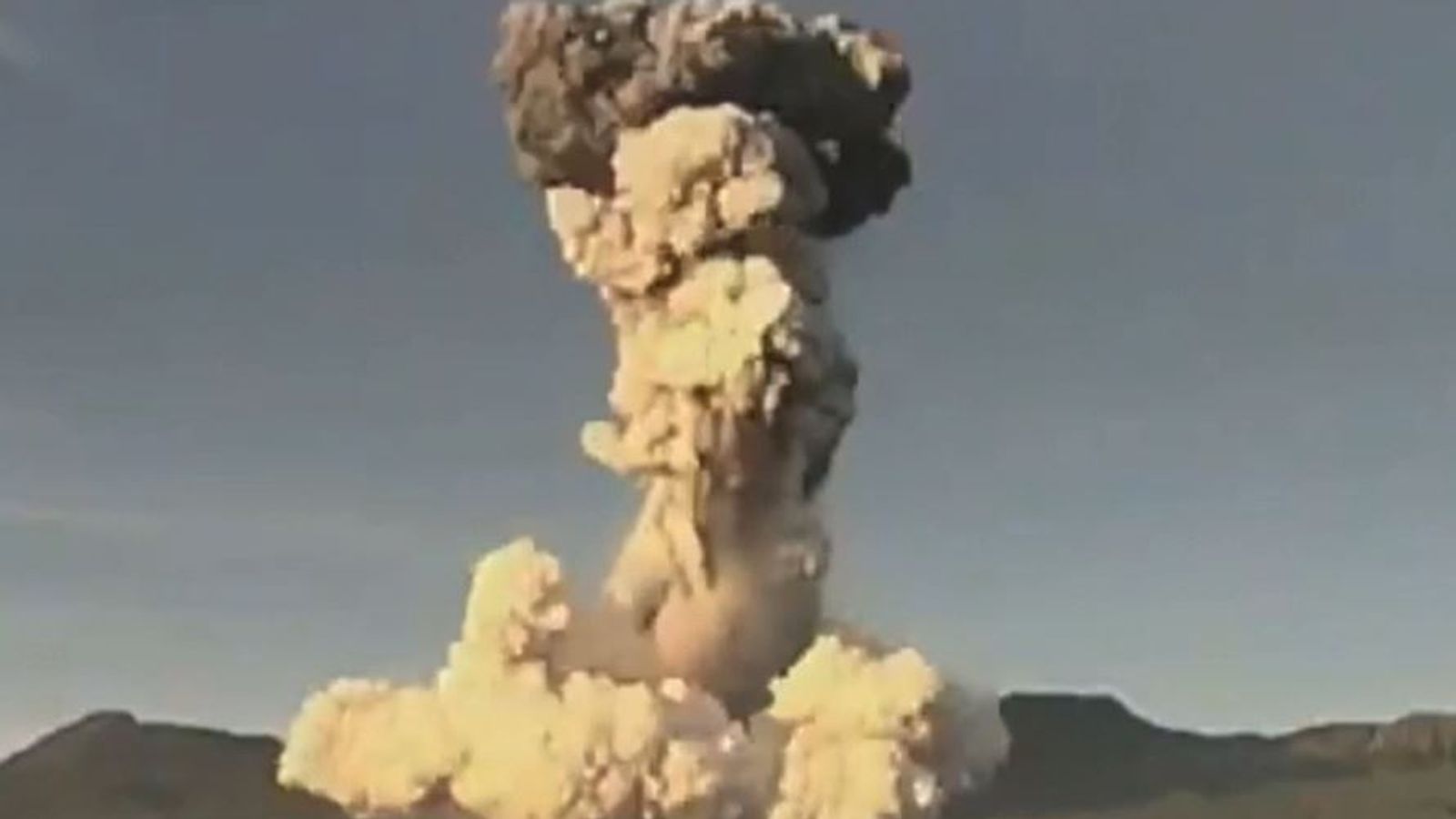 Rincon de la Vieja volcano erupts in Costa Rica | World News | Sky News