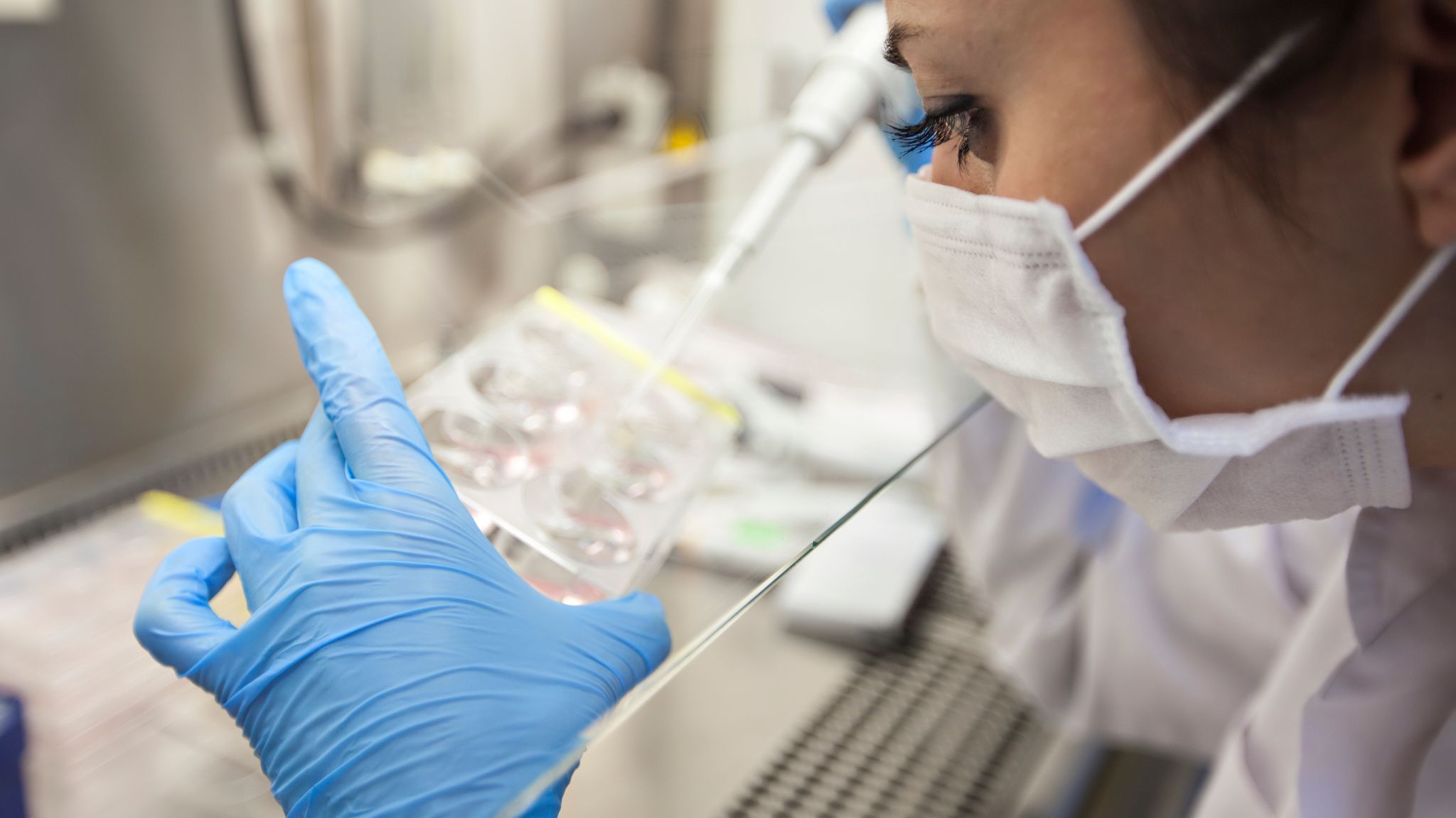 Law firms Clifford Chance and Cooley offer fertility benefits to UK ...