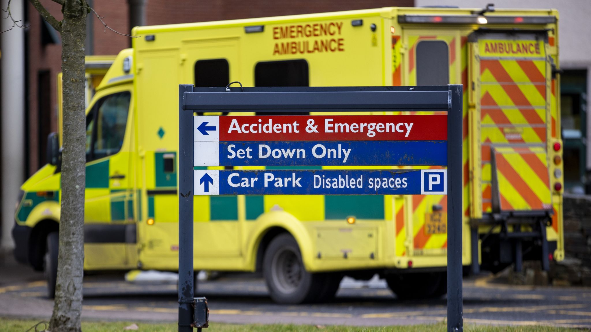 Budget 2021: Rishi Sunak announces £6bn investment to tackle NHS ...