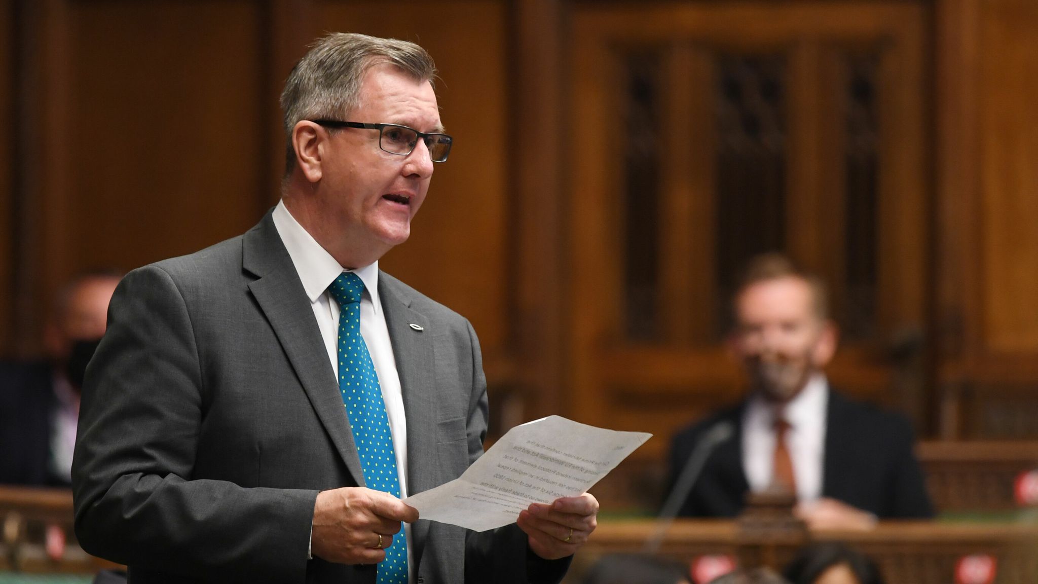 Northern Ireland: Sir Jeffrey Donaldson is new DUP leader - the party's ...