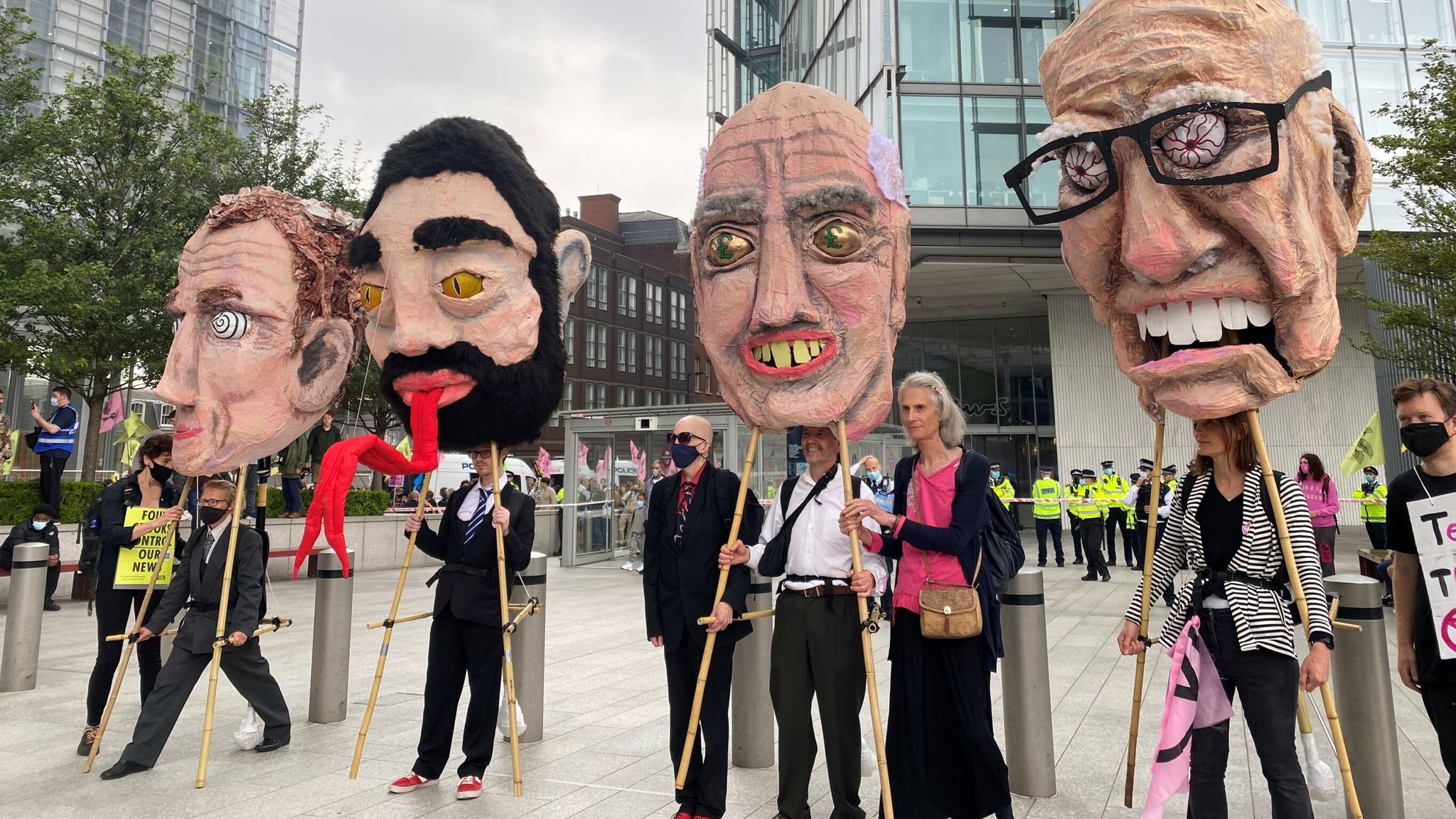 Climate change: Seven tonnes of horse manure dumped outside newspaper ...