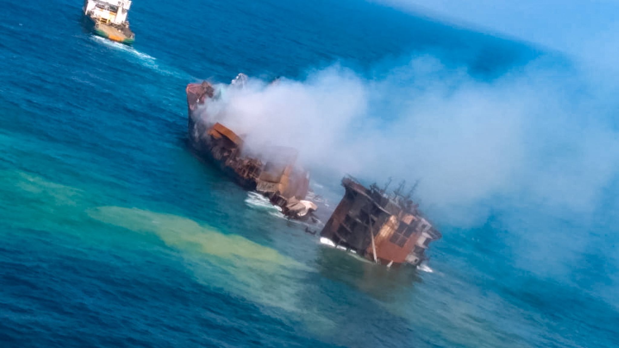 Sri Lanka: Fears of environmental disaster as chemical-laden cargo ship ...
