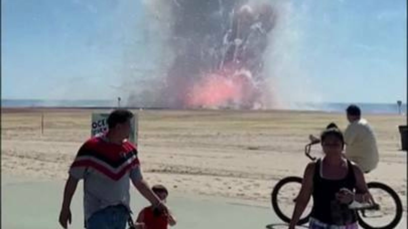 Maryland: July 4 fireworks explode early | US News | Sky News