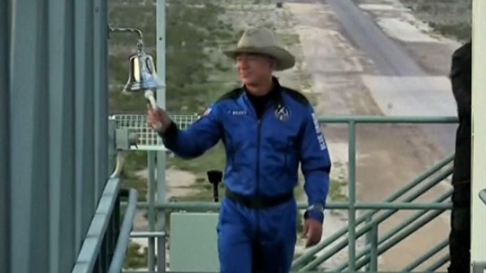 Bezos dons cowboy hat in build up to blast off | World News | Sky News