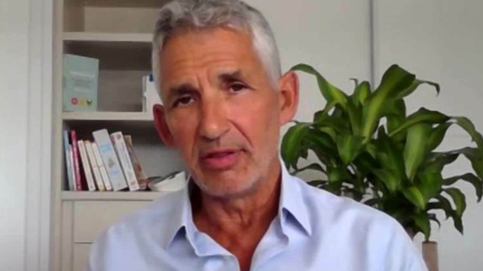 COVID could be a concern for next five Christmases, scientist warns ...