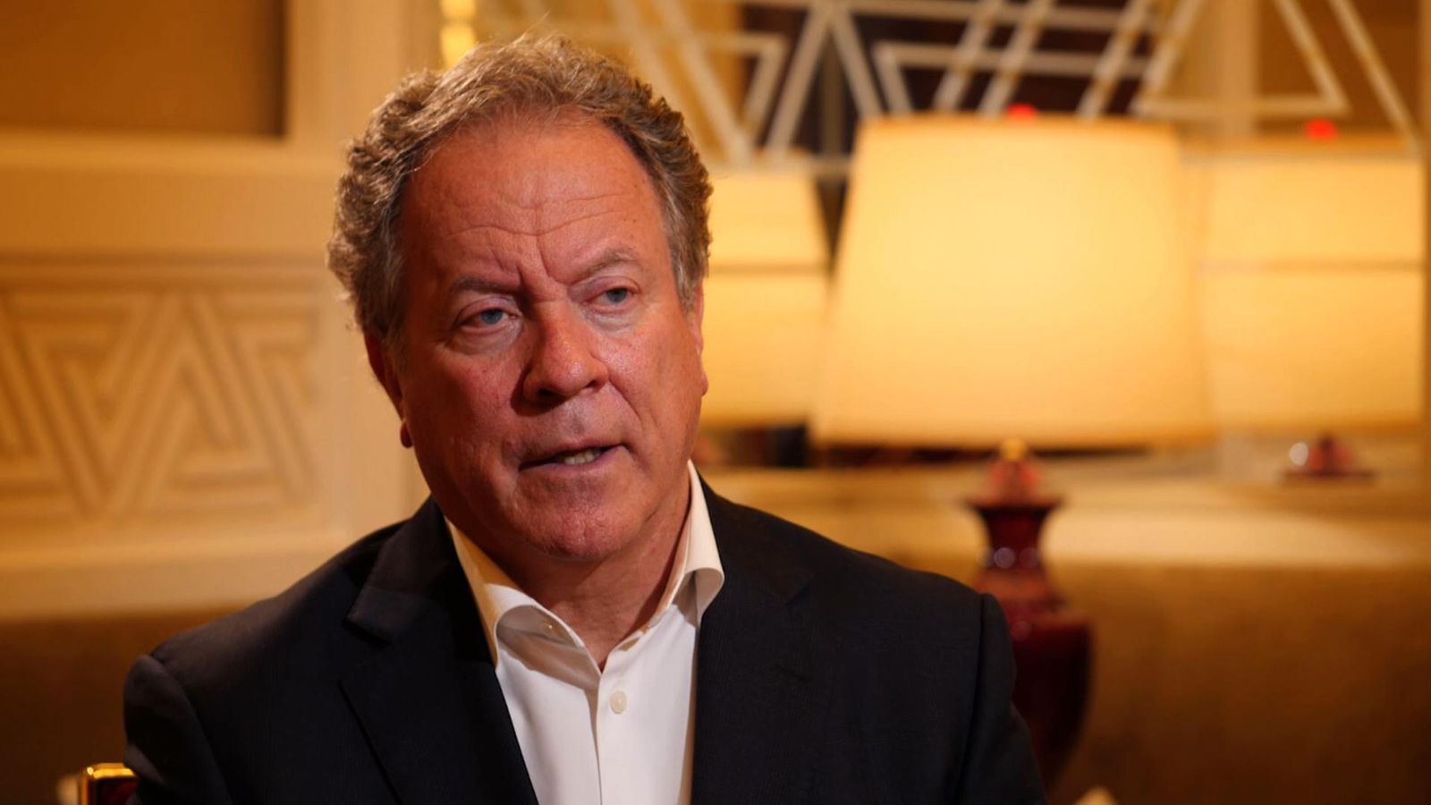 Afghanistan: Relief as fleeing Afghans arrive in Qatar - and the terror ...